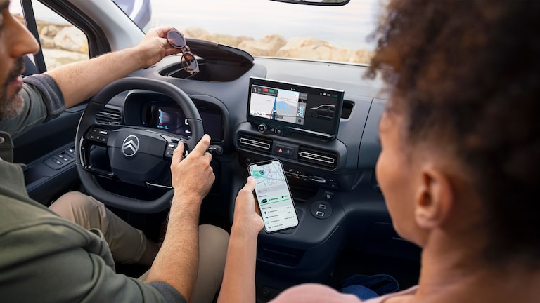 Discover Citroën Electric & Plug-In Hybrid Vehicles | Citroën UK