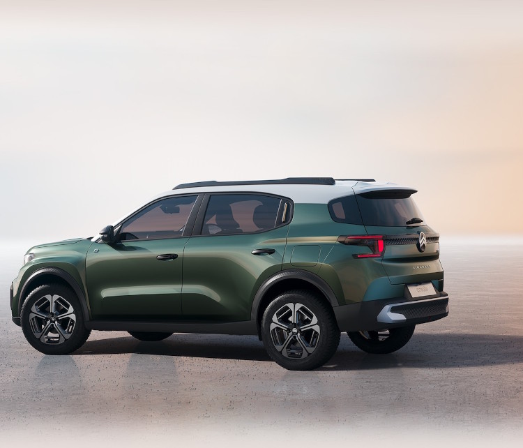 compact suv hybrid uk